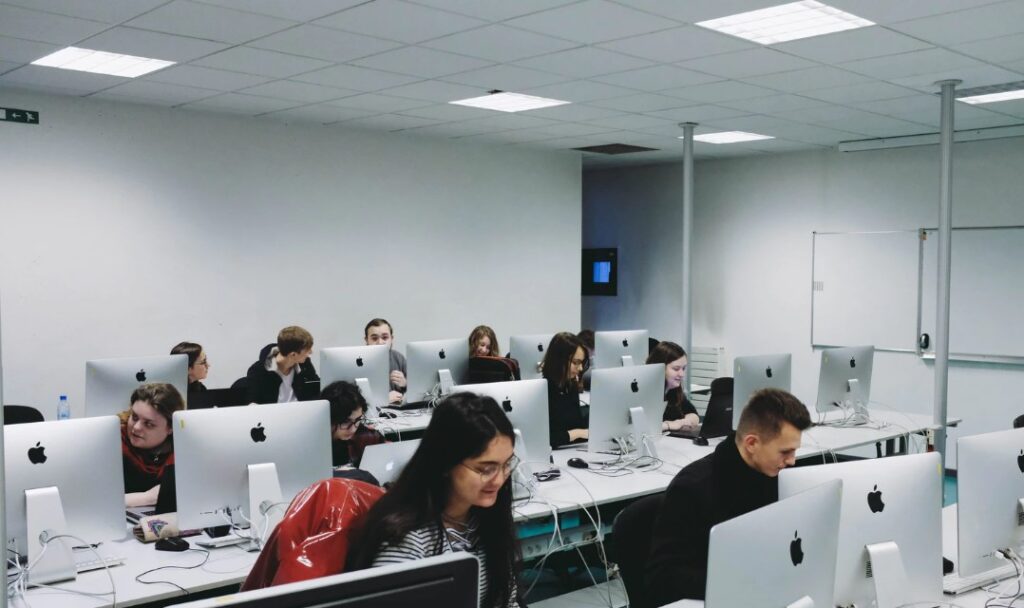 What is Call Center Outsourcing? | Call Center Tech